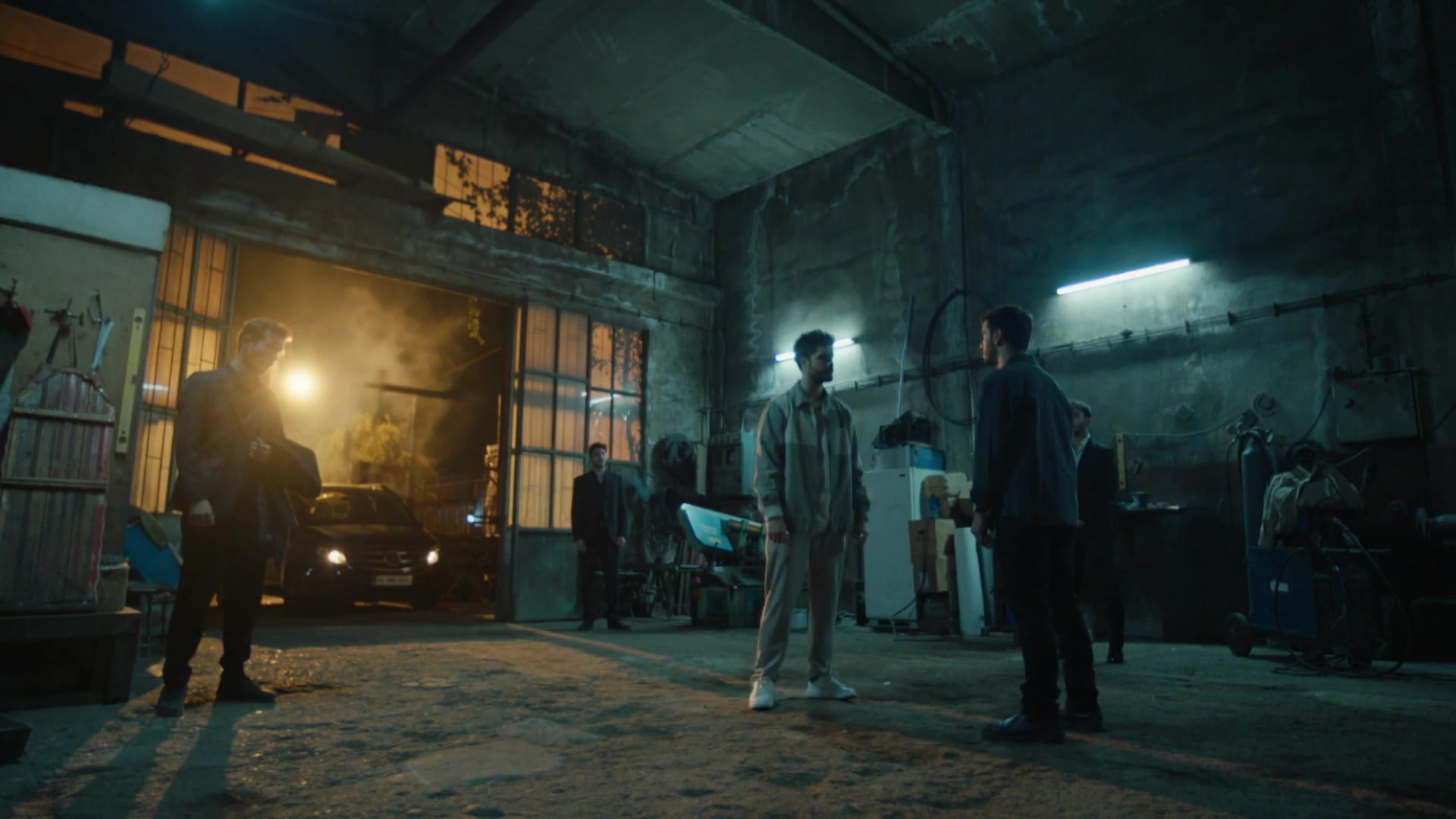 Pod istim nebom: Novi partner nije stigao praznih ruku