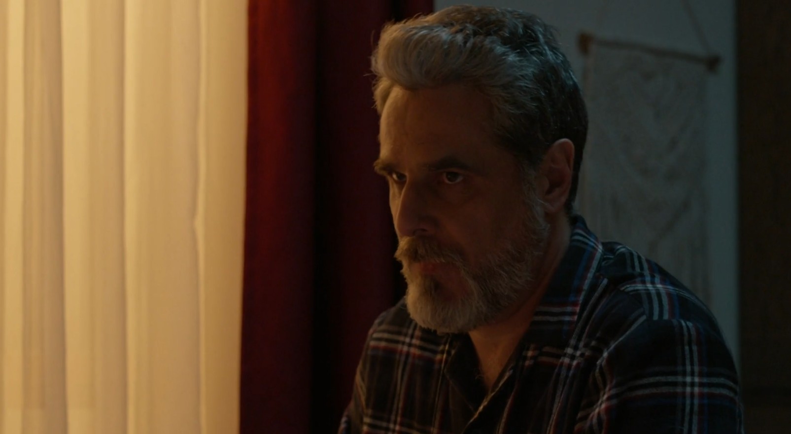 U dobru i zlu: Zanima ju čime ga to drži u šaci - hoće li joj se povjeriti?